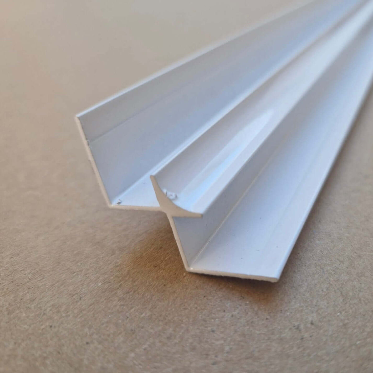 10mm White Aluminium Internal Corner Trim | Easy Panels
